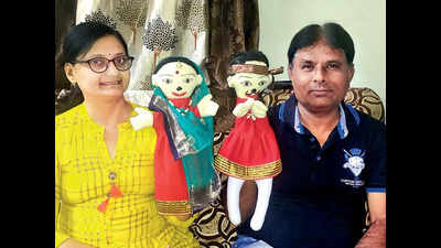 Rajkot: Amid lockdown, puppets turn teachers for children | Rajkot News ...