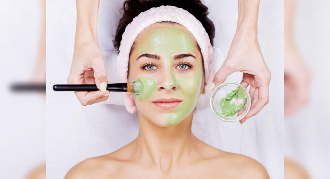 Homemade spinach and honey face mask for glowing skin - Misskyra.com