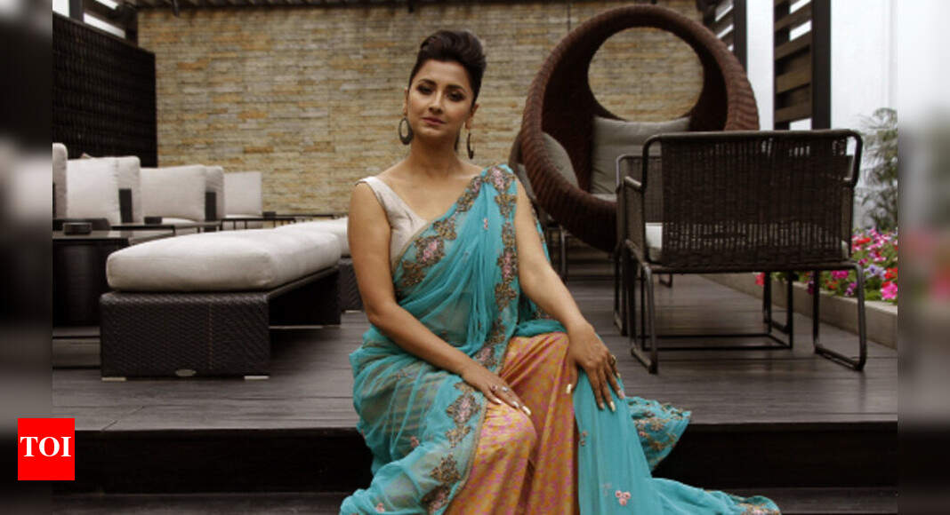 Rachna Banerjee watches her debut film after 20 years | Bengali Movie ...
