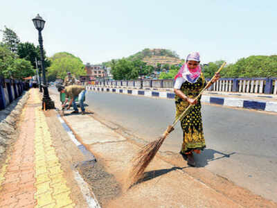 Pune: Daily waste output dips 20% to 1,600 tonnes from 2,100 tonnes ...