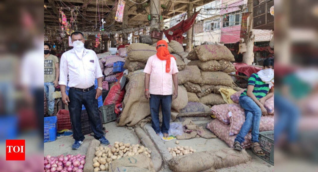 'Azadpur mandi to remain open, precautionary measures taken' | Delhi ...