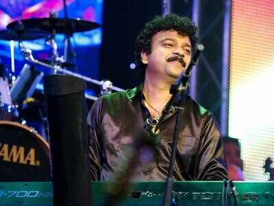 Deepak Dev's powerful music for Kerala Police pandemic 'anthem ...