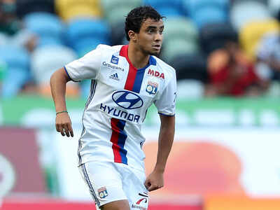 Lyon: Lyon defender Rafael da Silva wants Botafogo move | Football News ...