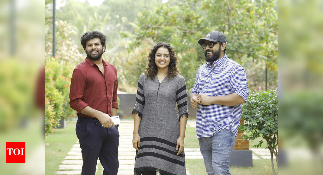 Padavettu set was all fun when Manju and Nivin shot together: Director ...