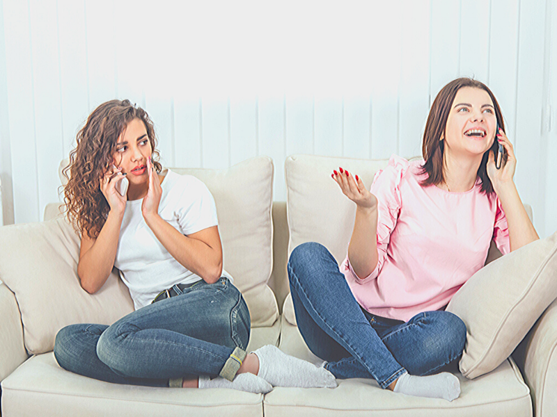 How to talk with extroverts | Tips to interact with extrovert friends ...