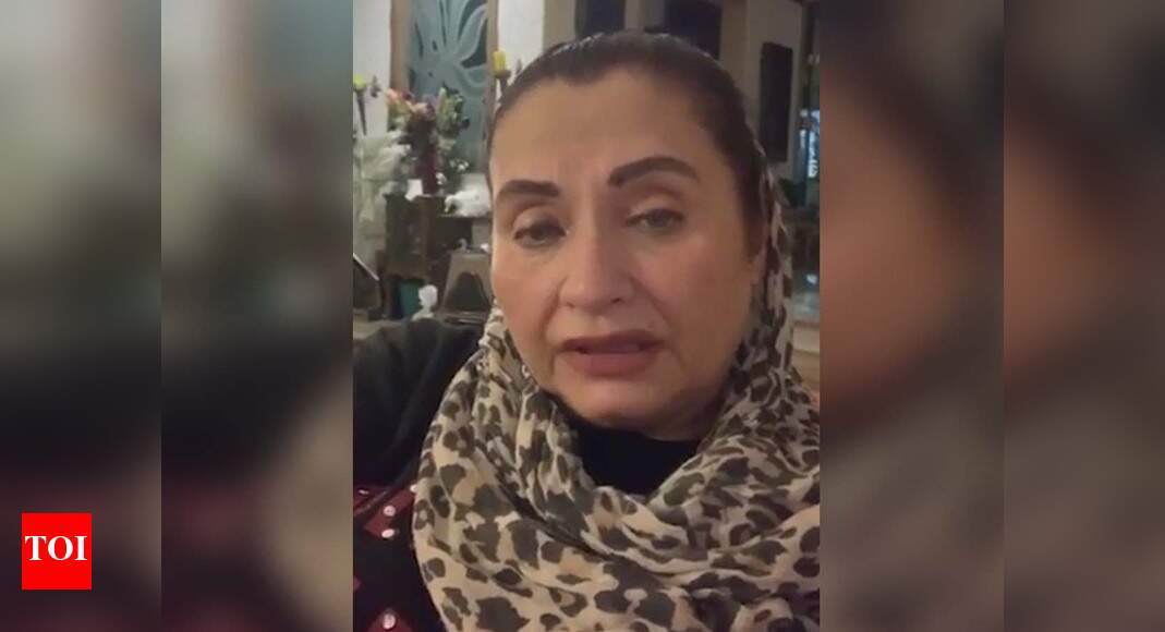 Veteran actress Salma Agha asks fans to stay indoors and follow ...