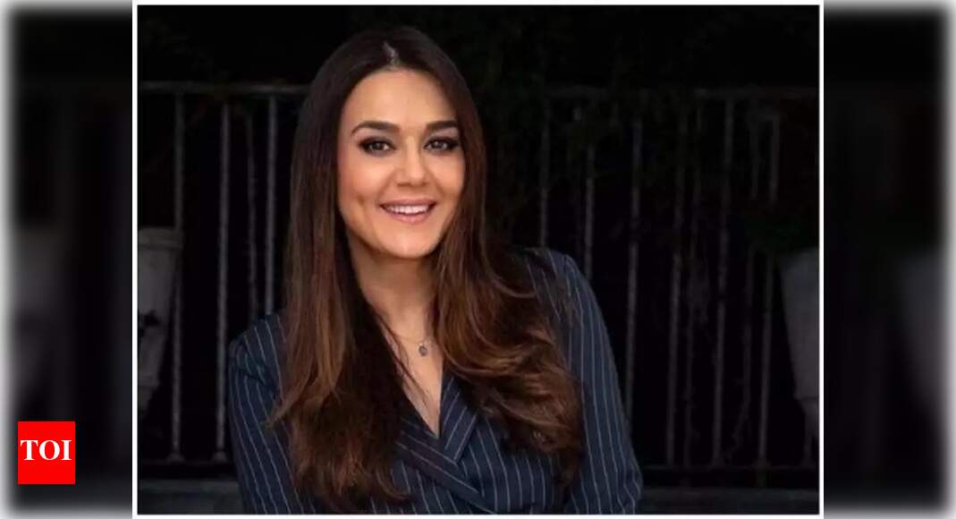 Preity Zinta shares the easiest way to strengthen your core in her ...