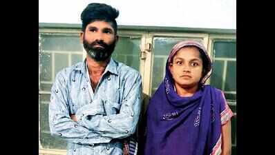 Couple caught with heroin worth Rs 3.3 lakh in Rajkot | Rajkot News ...