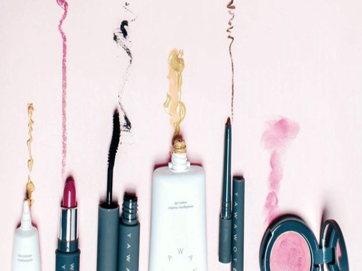 Best of Makeup Hacks by Celebrity Makeup Artist Clint Fernandes