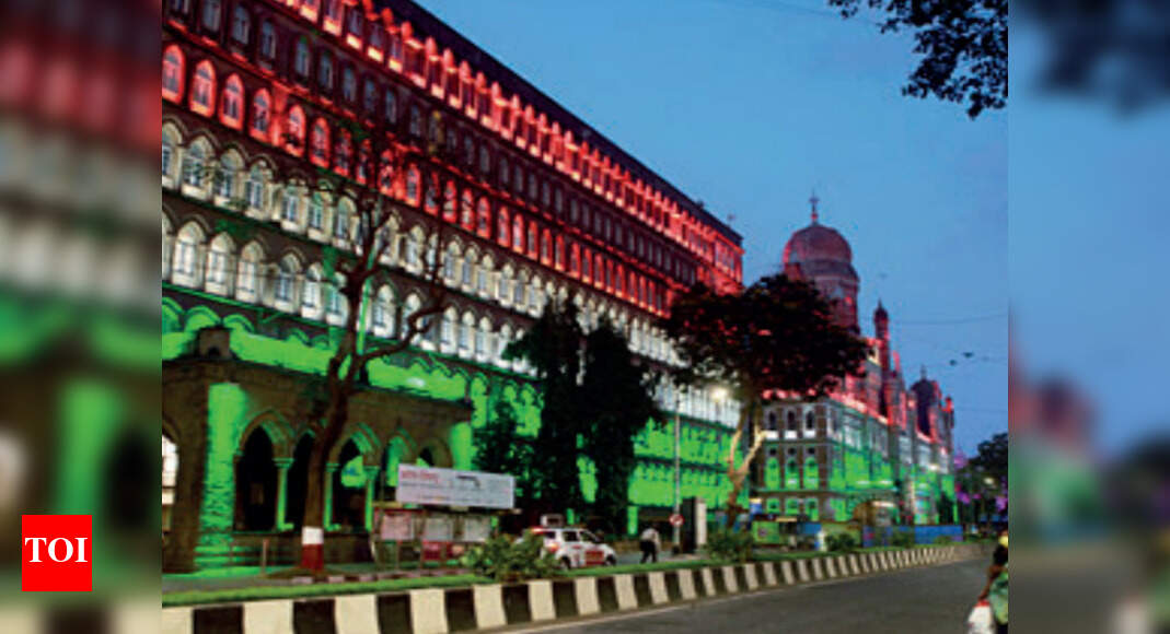 BMC calls in 100% staffers, will put them up in starred hotels in ...