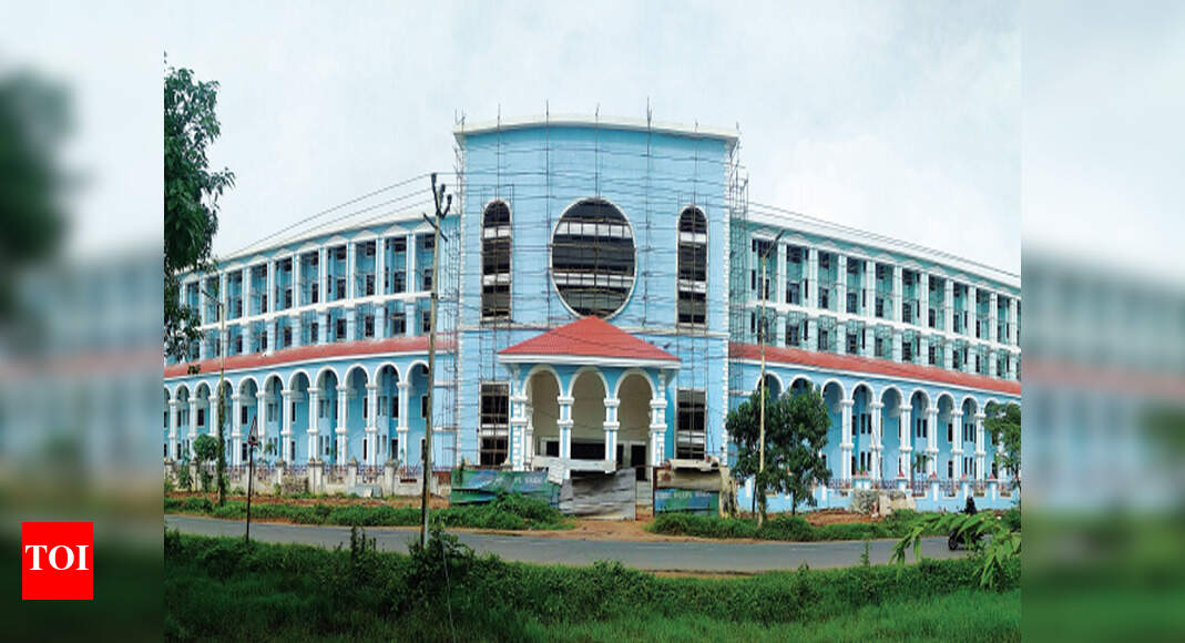 South Goa district hospital may start operations soon | Goa News ...