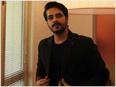 Actor Nikhil Sachdeva makes a song with limited resources amidst ...