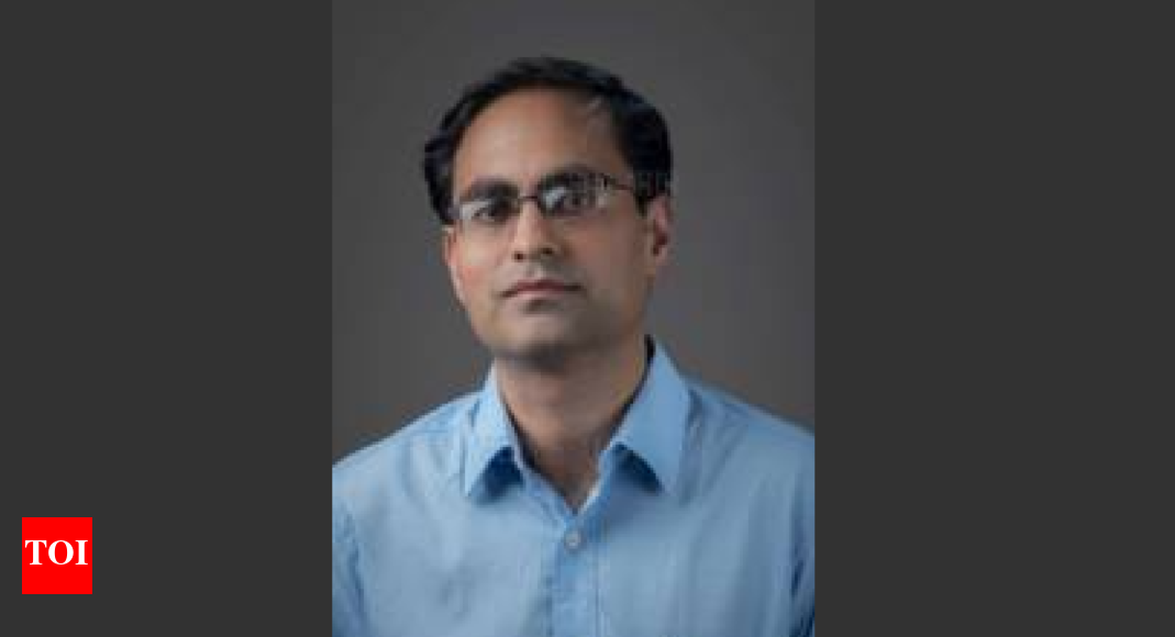 IIT Bombay professor wins Young Career Award by the government for his ...