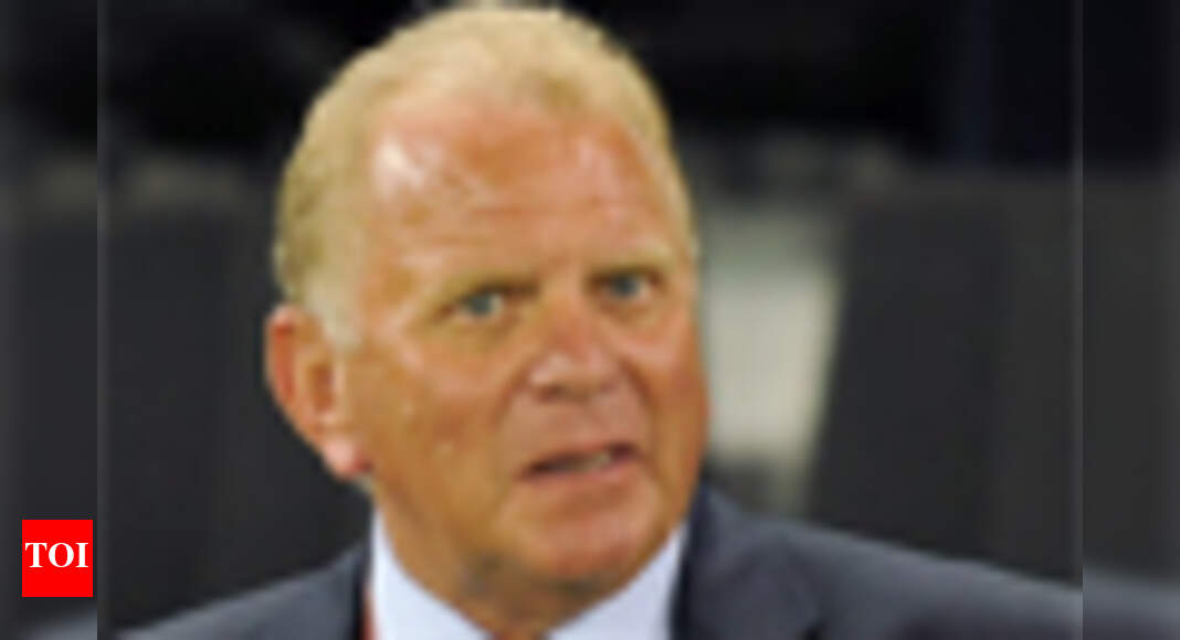 Bob Houghton: AIFF decides to sack Indian coach Bob Houghton | Football ...