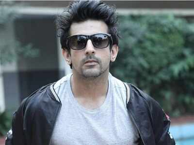 Aslam Khan’s new song ‘Ek Umeed’ is dedicated to Corona warriors ...