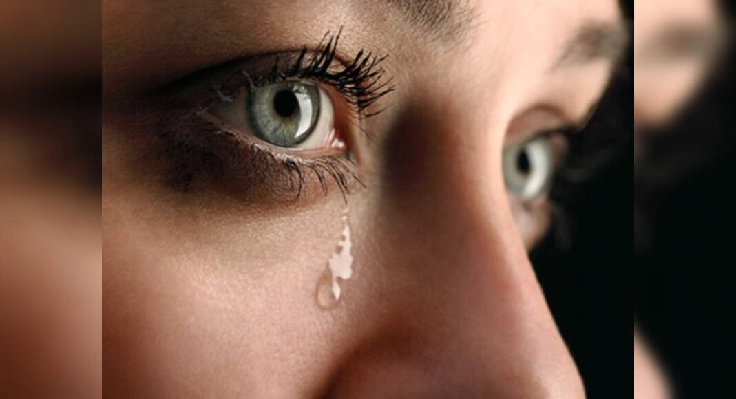 Reasons for experiencing unintentional crying - Misskyra.com