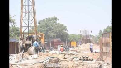UPSBC resumes Choupla flyover construction during lockdown | Bareilly ...