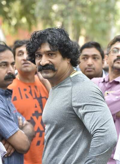 Pravin Tarde joins Salman Khan in Radhe | Marathi Movie News - Times of ...