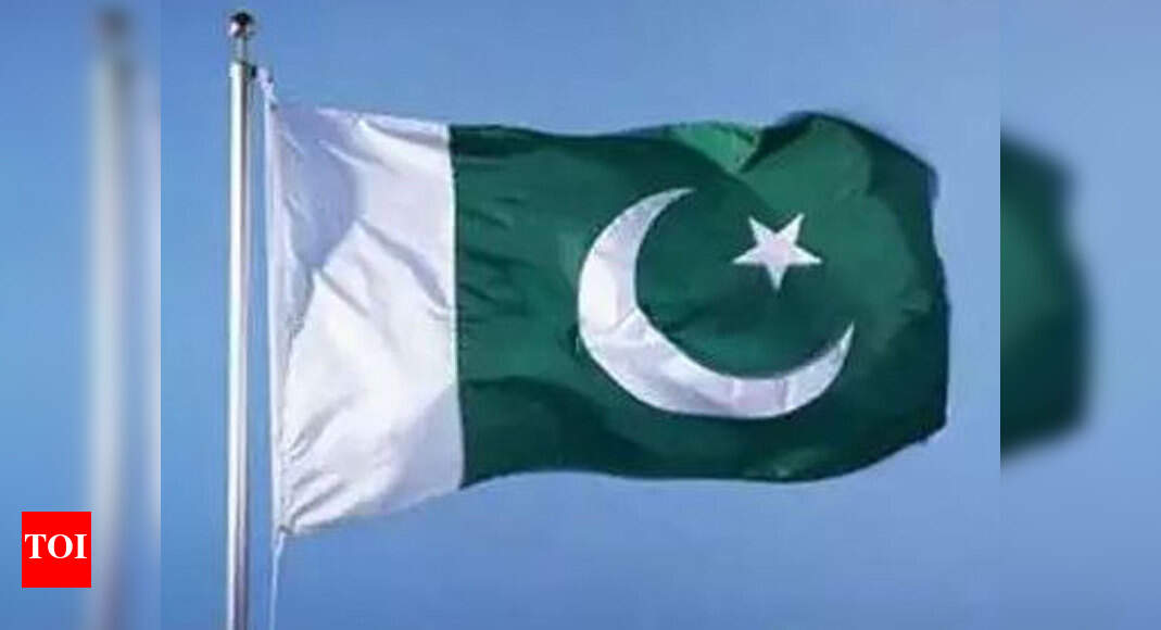 Pak army major among six killed in roadside bomb attack - Times of India