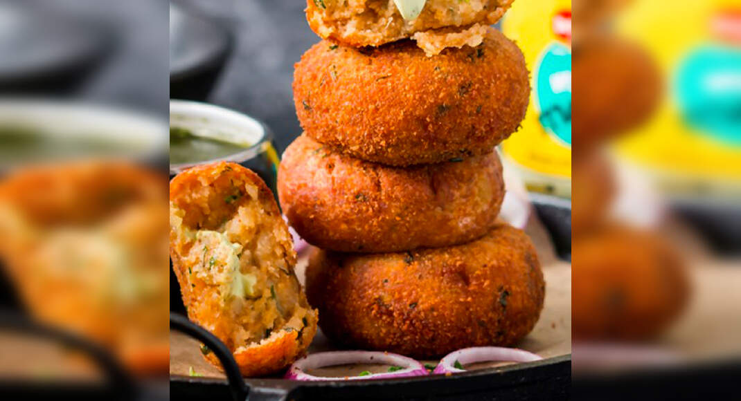 Mint Mayonnaise Stuffed Potato Cutlets Recipe: How to Make Mint ...