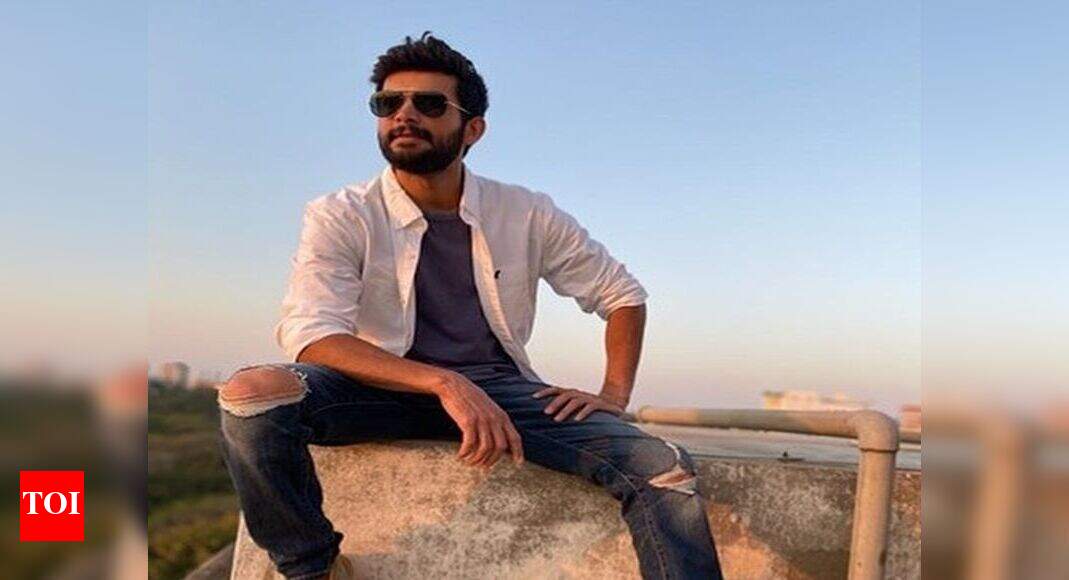 Diganth shows of his nanchaku skills | Kannada Movie News - Times of India