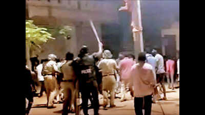 Bhainsa: Violence rocks Bhainsa, 20 held | Hyderabad News - Times of India