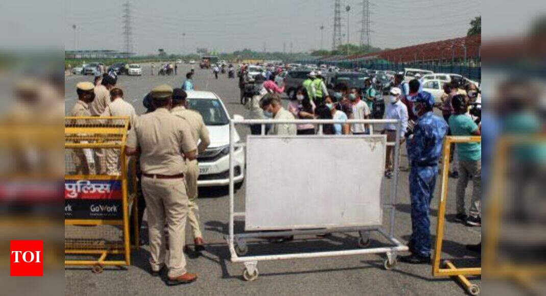 Gurgaon News: Economy gets a push, border ‘sealing’ pulls it back | Gurgaon News - Times of India