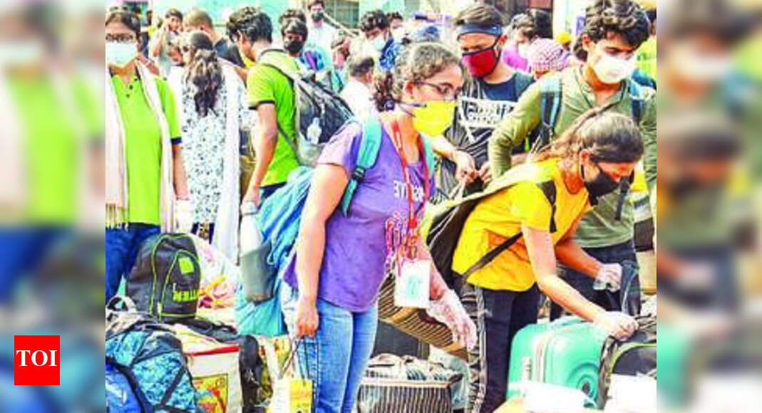 Bihar: 25,000 migrants, students return by 21 special trains | Patna ...