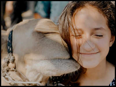 Jennifer Lopez's daughter Emme pens children's book | English Movie ...