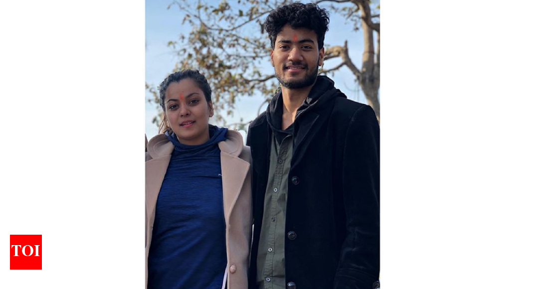 Nidhi Jha pens a heartfelt note for brother Niraj Jha on his birthday | Bhojpuri Movie News ...