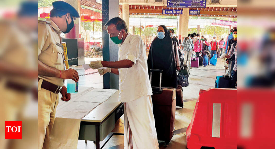 Goa: Rajdhani travellers point to laxities during journey | Goa News ...