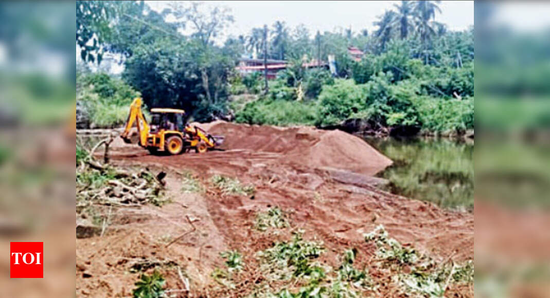 Kerala: Congress alleges sand mining in the name of river cleaning ...