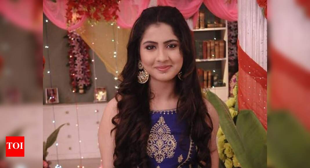 Actress Simran Upadhyay turns a year older - Times of India