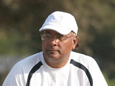 Amid lockdown, Subhash Bhowmick back to coaching -- online | Football ...