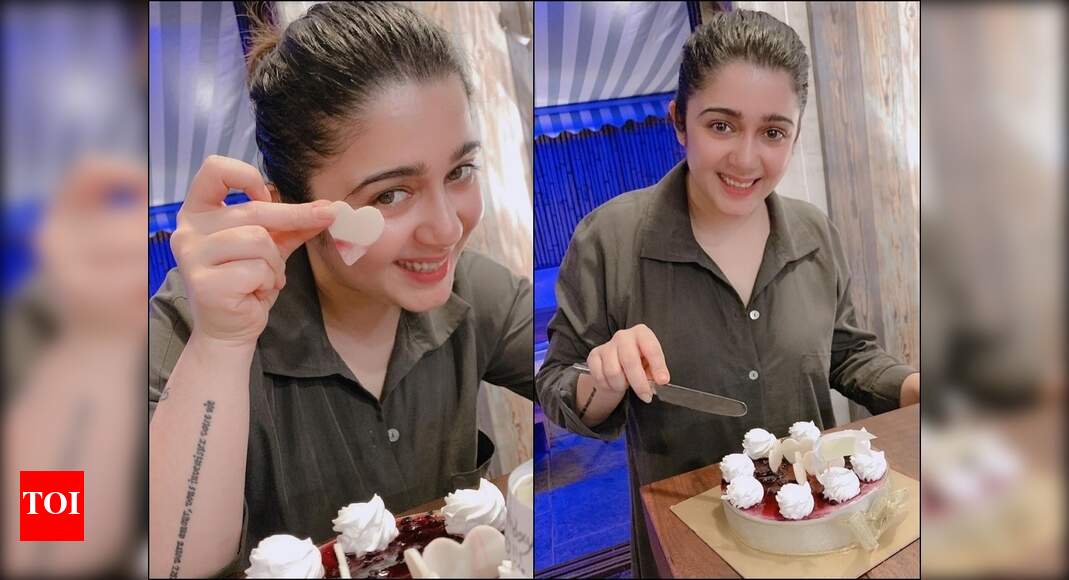 IN PICS: Actress-turned-producer Charmme Kaur celebrates her 33rd ...