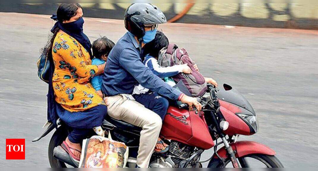 Motorists ignore social distancing norms | Visakhapatnam News - Times ...