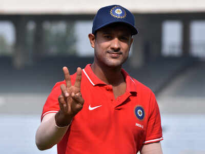 Rahul Dravid's words kept me going before India selection: Mayank ...