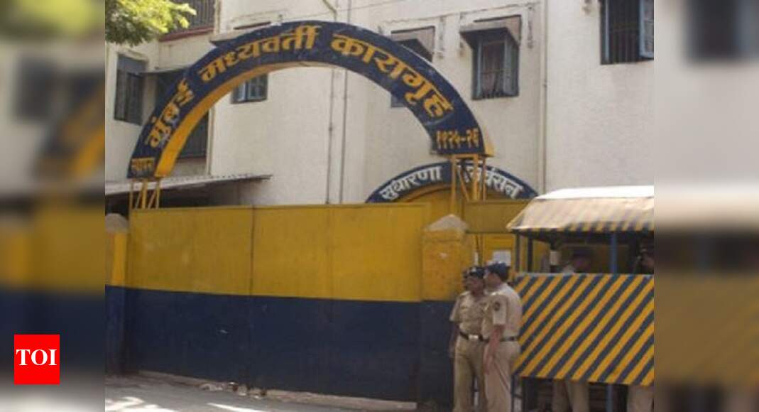 Mumbai: 1,100 prisoners to walk out of Arthur Road jail on Covid-19 ...