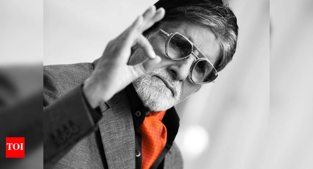 Amitabh Bachchan remembers working with director Sultan Ahmed | Hindi ...