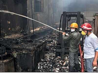 Gurugram: Blaze at sanitiser factory, 25 workers rescued | Gurgaon News ...