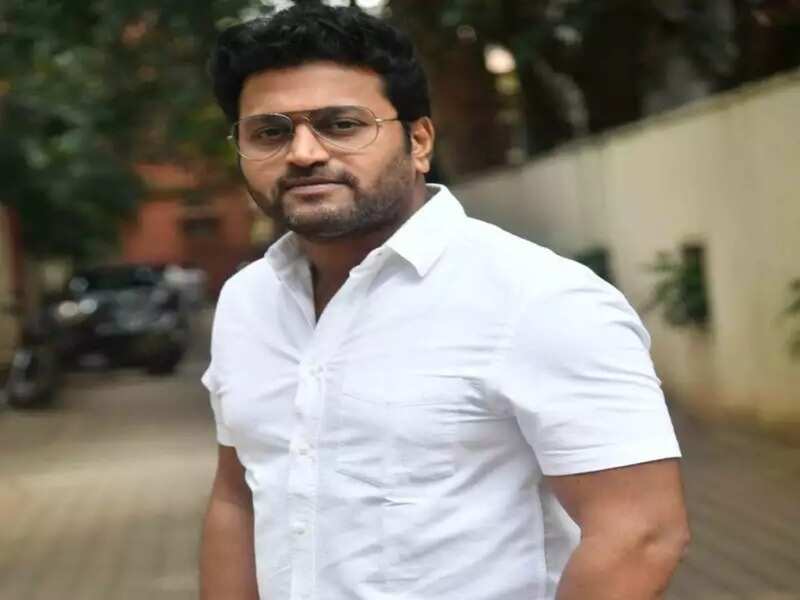 Actor-director Rishab Shetty does the Kannada narration for the ...