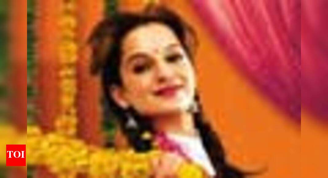 Tanu Weds Manu v/s World Cup | Hindi Movie News - Times of India