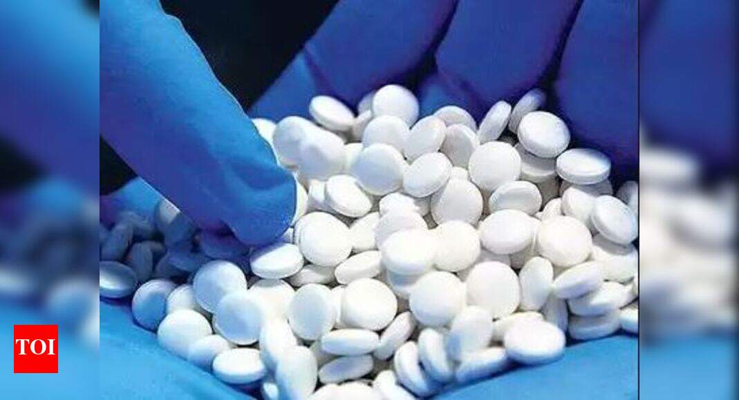 Pharma sector: Self-reliance a myth, focus on reducing import ...