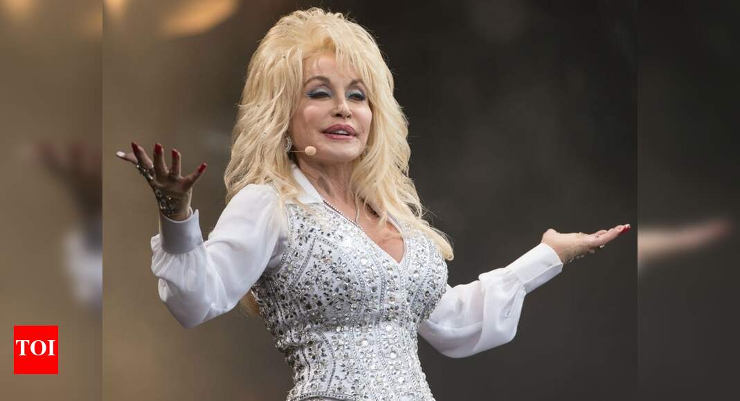 Dolly Parton sings new quarantine-inspired song 'When Life is Good ...