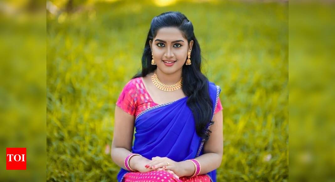 Actress Punitha Balakrishnan looks cute like a button in this throwback ...