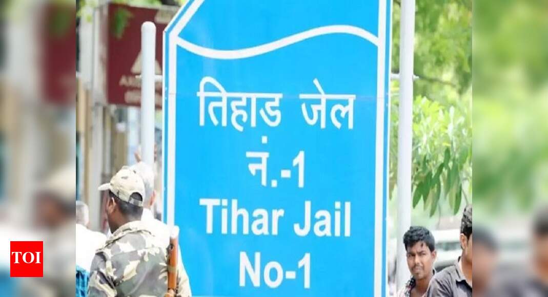 Tihar changes inmates’ diet for better immunity | Delhi News - Times of ...