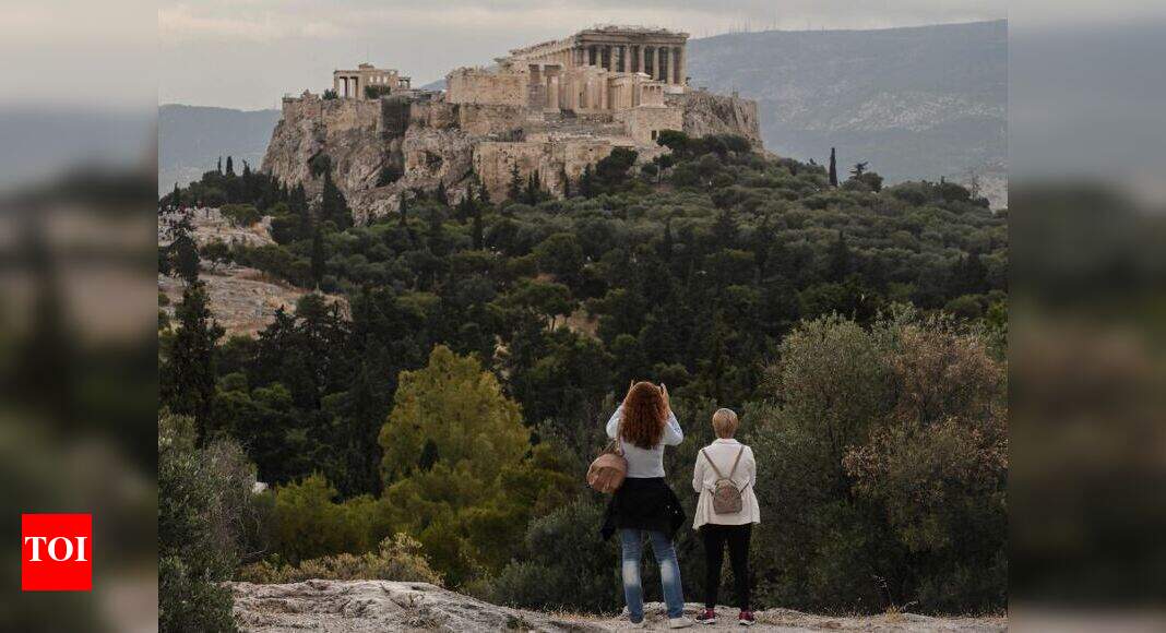 Greece Lockdown: Greece lifts its lockdown on hotels, pools, golf ...