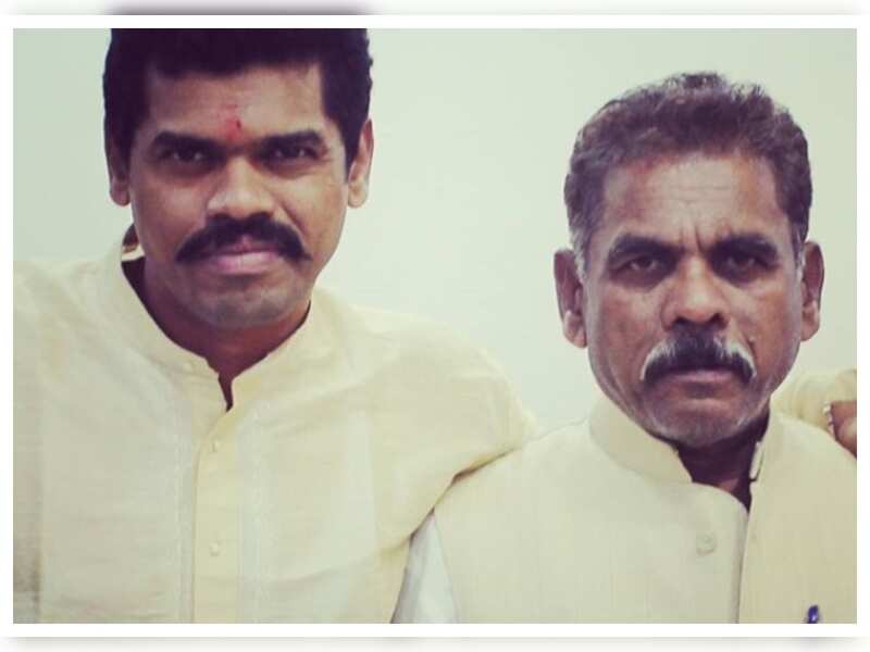 Siddharth Jadhav wishes his father on his birthday; calls him 'SUPERR ...