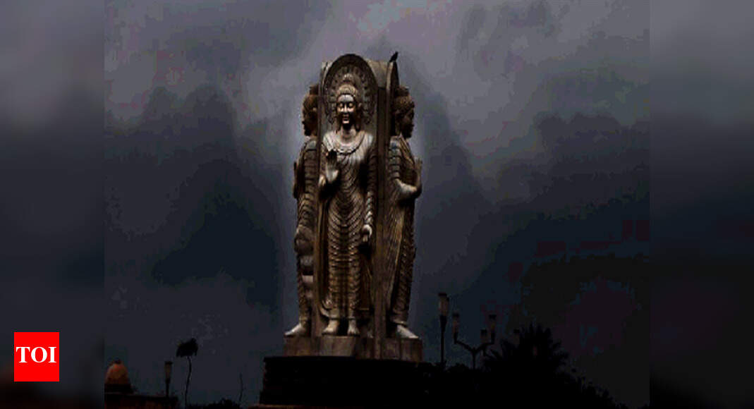 Lucknow: Monsoon-like feel as rain douses blazing June sun | Lucknow ...