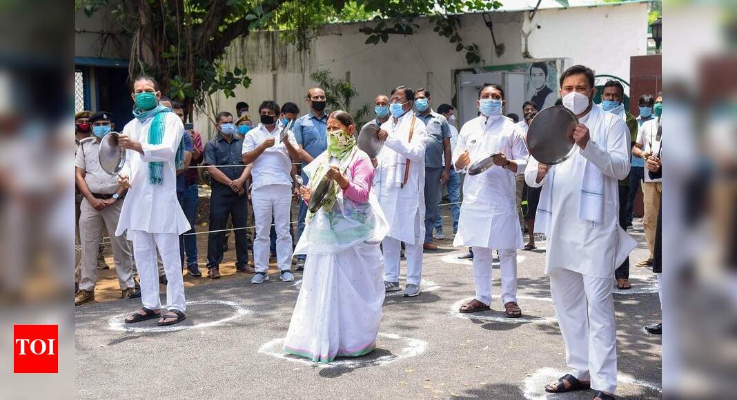 Ahead of Amit Shah's rally, RJD beats utensils in protest | India News ...